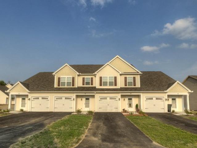 The Townhomes at Pleasant Meadows 2 Bedroom Townhomes