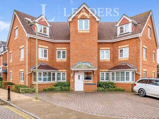 The Tollgate, Fareham, PO16 2 bed flat to rent £1,075 pcm £248 pw
