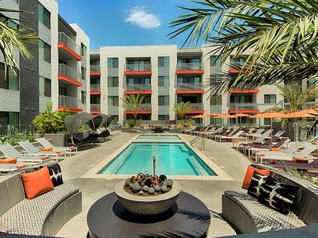 The Tomscot 3 Bedroom Apartment for Rent at 3015 N Scottsdale Rd, Scottsdale, AZ 85251