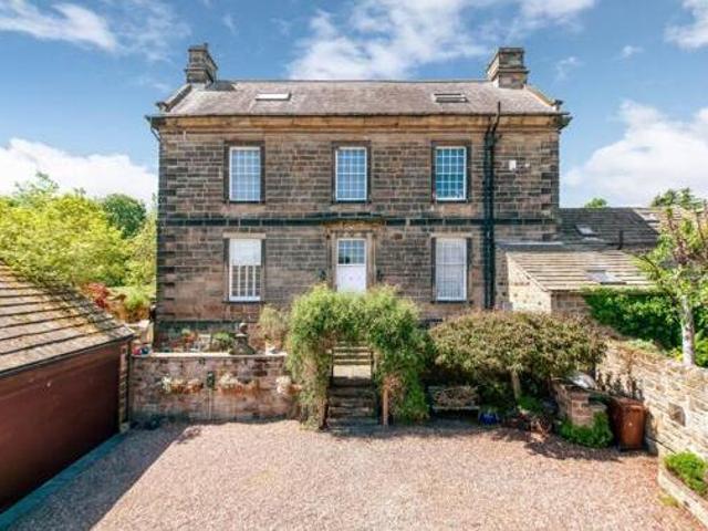 The Top Floor Apartment, Old Mount Farm, 2 Bedroom Apartment