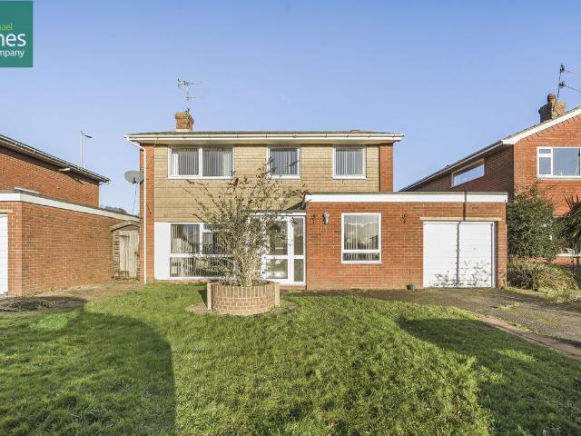 The Templars, Worthing, West Sussex BN14, 4 bed detached house to rent, £2,250 pcm | PrimeLocation