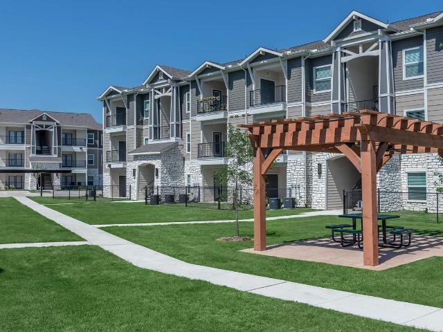 The Tennyson at Tomball 2 Bedroom Apartment for Rent at 9102 Fm 2920 Rd, Tomball, TX 77375