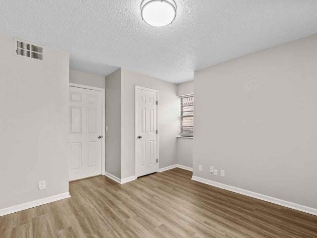 The Terra at 3600 1 Bedroom Apartment for Rent at 3600 W Kellogg Dr, Wichita, KS 67213 Sunflower