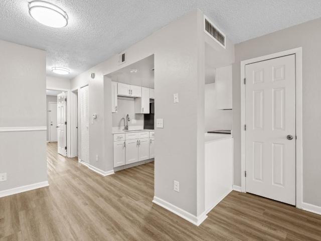 The Terra at 3600 1 Bedroom Apartment for Rent at 3600 W Kellogg Dr, Wichita, KS 67213 Sunflower