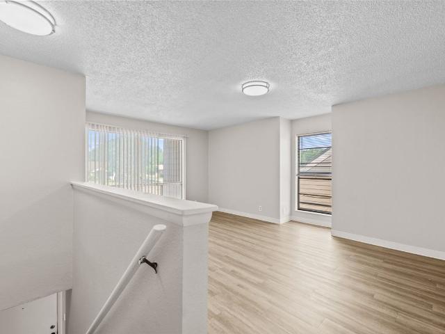 The Terra at 3600 1 Bedroom Apartment for Rent at 3600 W Kellogg Dr, Wichita, KS 67213 Sunflower
