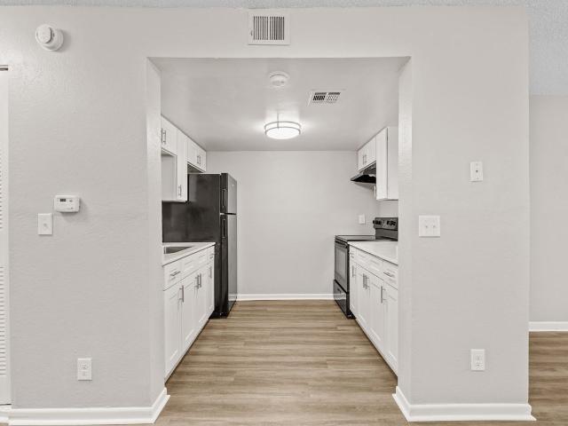 The Terra at 3600 2 Bedroom Apartment for Rent at 3600 W Kellogg Dr, Wichita, KS 67213 Sunflower