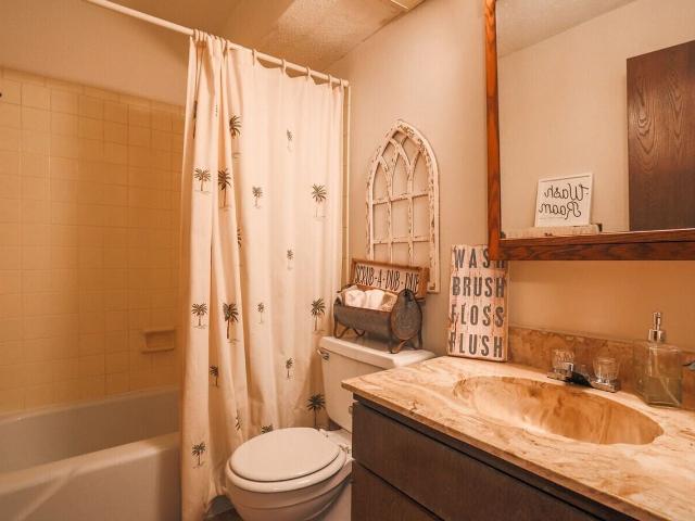 The Terra at 3600 2 Bedroom Apartment for Rent at 3600 W Kellogg Dr, Wichita, KS 67213 Sunflower