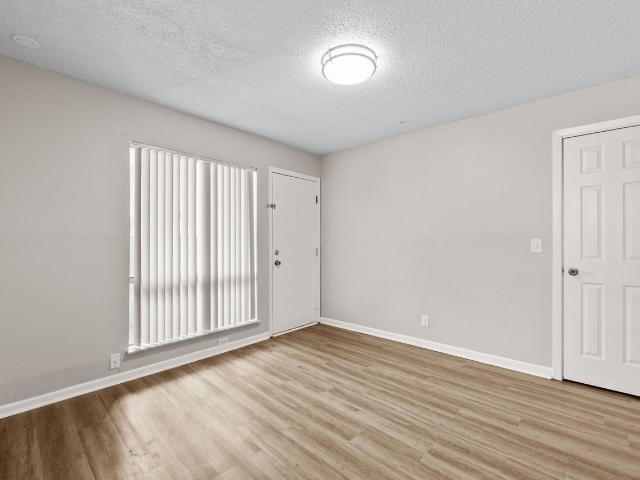 The Terra at 3600 2 Bedroom Apartment for Rent at 3600 W Kellogg Dr, Wichita, KS 67213 Sunflower