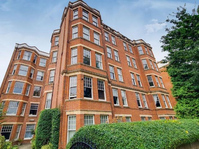 The Terrace, Barnes, London SW13, 1 bed flat to rent, £3,000 pcm | PrimeLocation