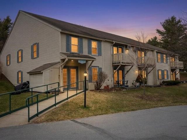 The Terraces, Shelburne, Condo For Sale