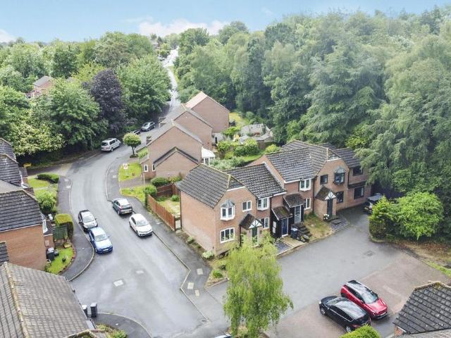 The Thorns, Marlborough SN8, 3 bed terraced house to rent, £1,550 pcm | PrimeLocation