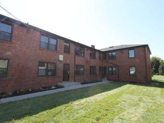 The Tiverton 1 Bedroom Apartment for Rent at 3304 Jackson St, Omaha, NE 68105