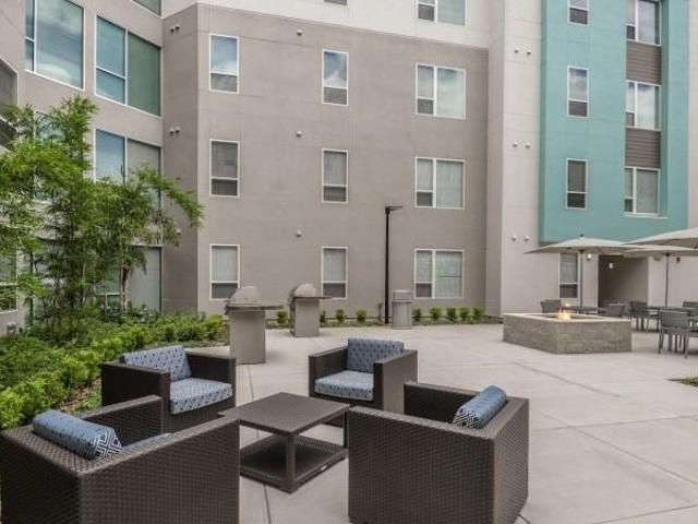 The Tiffany at Maitland West 2 Bedroom Apartment for Rent at 9301 Summit Centre Way, Orlando, FL 32810