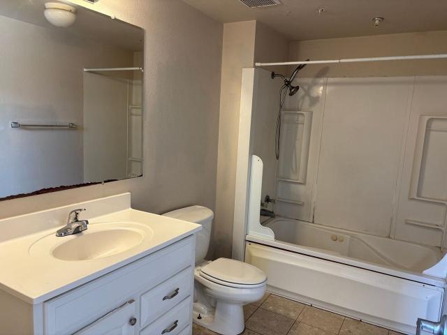 The Travis Lofts Studio Apartment for Rent at 225 N Travis St, Sherman, TX 75090