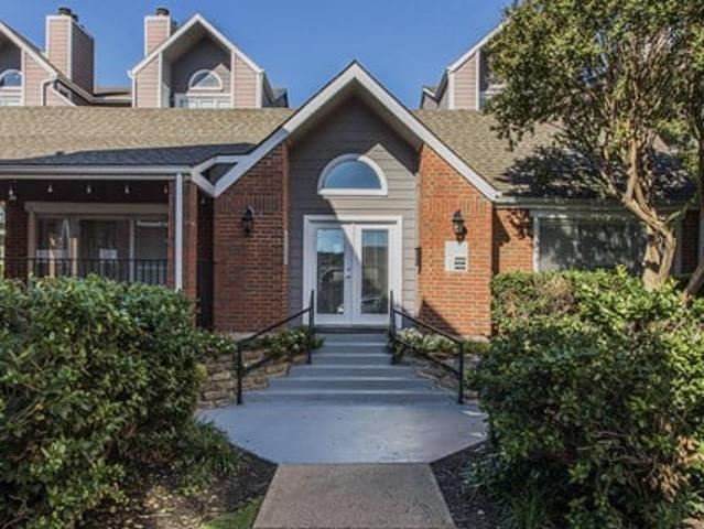 The Trellis at Lake Highlands 1 Bedroom 1 Bath