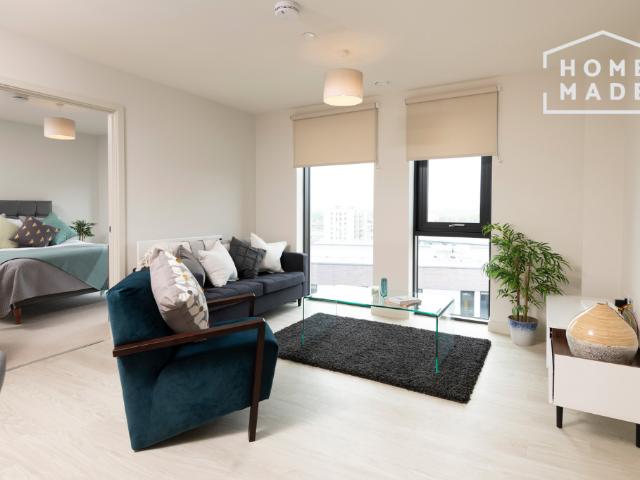 The Trilogy, M15 2 bed apartment to rent £1,495 pcm £345 pw