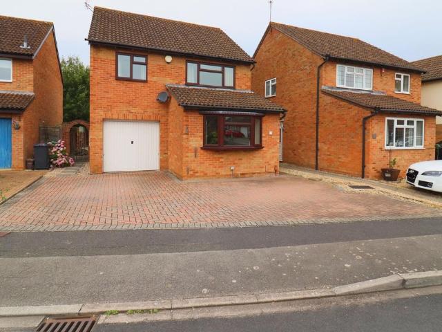The Tulworths, Gloucester GL2, 4 bed property to rent, £1,750 pcm | PrimeLocation