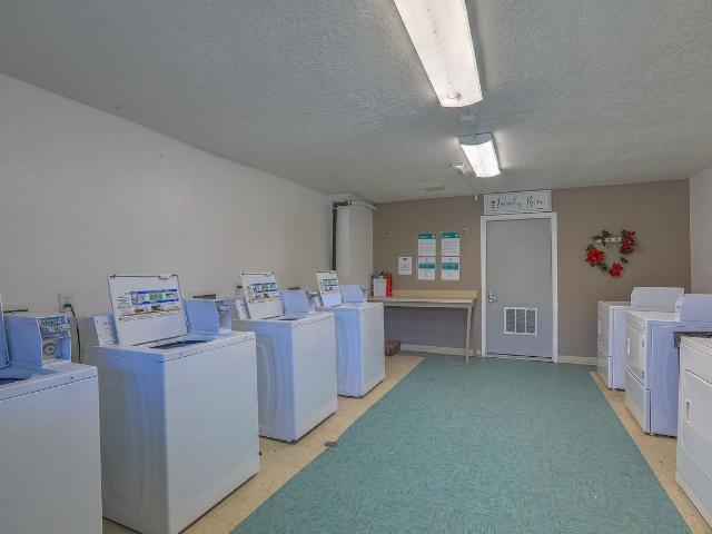 The Twelve 601 2 Bedroom Apartment for Rent at 12601 Lomas Blvd Ne, Albuquerque, NM 87112
