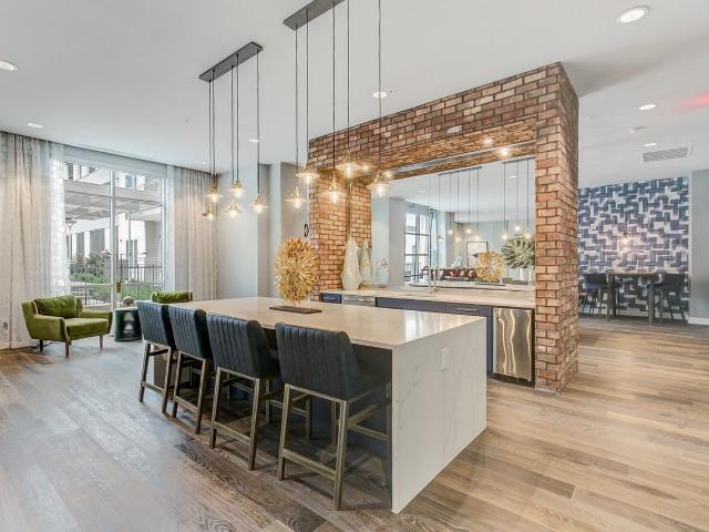 The Union at River East 1 Bedroom Apartment for Rent at 2900 Race St, Fort Worth, TX 76111 Scenic Bluff