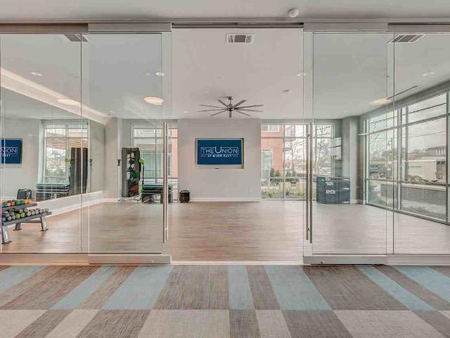 The Union at River East 1 Bedroom Apartment for Rent at 2900 Race St, Fort Worth, TX 76111 Scenic Bluff