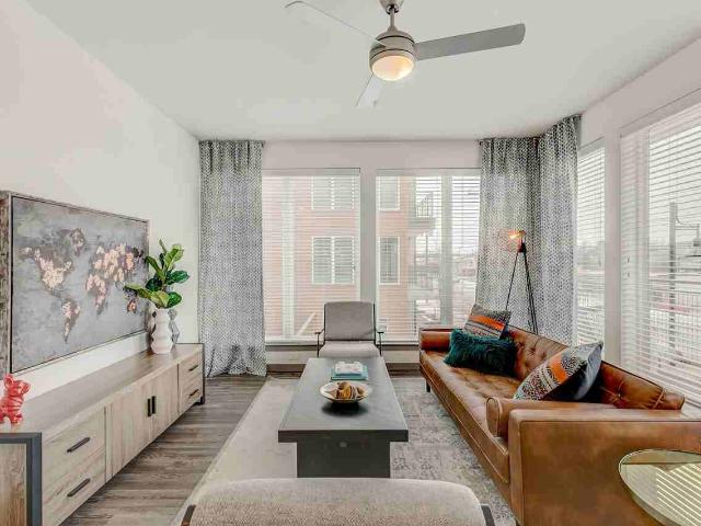 The Union at River East 2 Bedroom Apartment for Rent at 2900 Race St, Fort Worth, TX 76111 Scenic Bluff