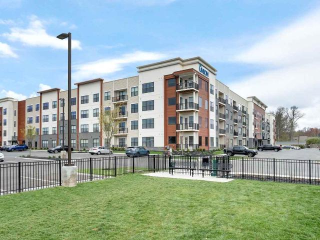 The Union Studio Apartment for Rent at 4427 Aicholtz Rd, Cincinnati, OH 45245