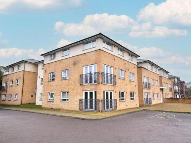 The Uplands, Bricket Wood, 2 Bedroom Apartment