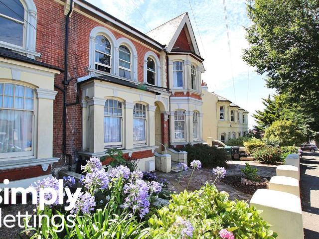 The Upper Drive, Hove BN3, Studio to rent, £895 pcm | PrimeLocation