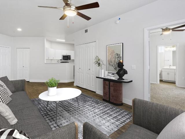 The Urban 3 Bedroom Apartment for Rent at 3601 E Mcdowell Rd, Phoenix, AZ 85008