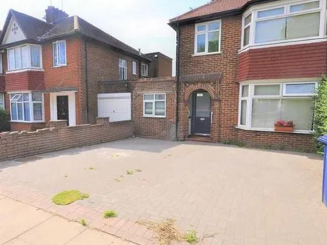 The Vale, London, NW11 8TL, United Kingdom | 1 bed house for rent #168149848 | Rentberry