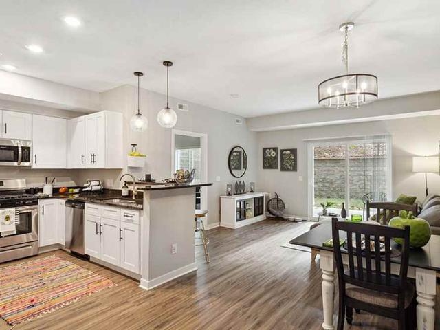 The Valley 2 Bedroom Apartment for Rent at 4100 Whispering Ln Ne, Grand Rapids, MI 49525