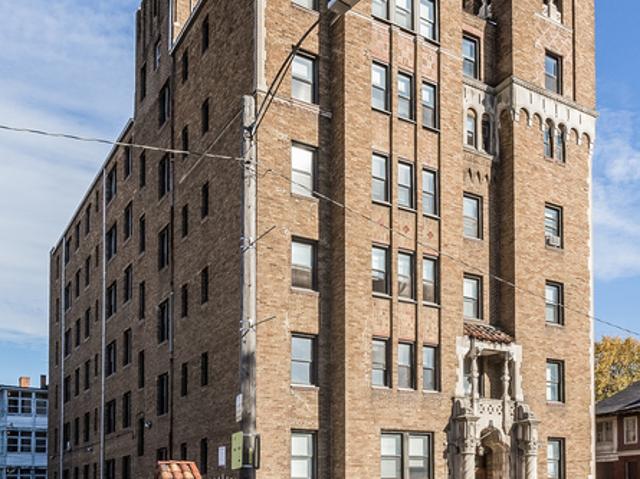 The Van Dyke in West Village 2 Bedroom Apartment for Rent at 1000 Van Dyke St, Detroit, MI 48214 Kettering butzel
