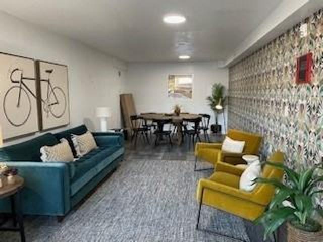 The Varsity West Studio Apartment for Rent at 1310 Belmont Ave, Centralia, WA 98531