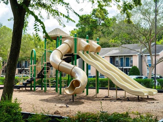 The Venti 2 Bedroom Apartment for Rent at 14335 Ella Blvd, Houston, TX 77014