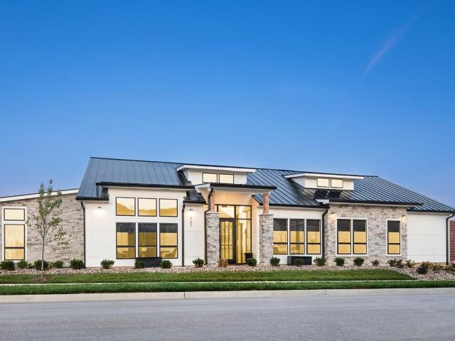 The Venue 2 Bedroom Apartment for Rent at 960 Cedarcrest Dr, Raymore, MO 64083
