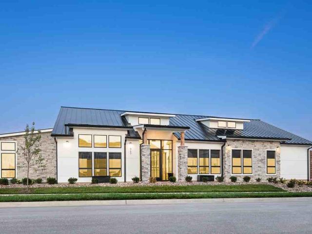The Venue 2 Bedroom Apartment for Rent at 960 Cedarcrest Dr, Raymore, MO 64083