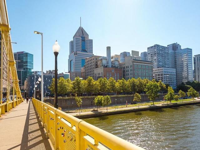 The Venue Apartments 2 Bedroom Apartment for Rent at 625 Stanwix St, Pittsburgh, PA 15222 Downtown Pittsburgh