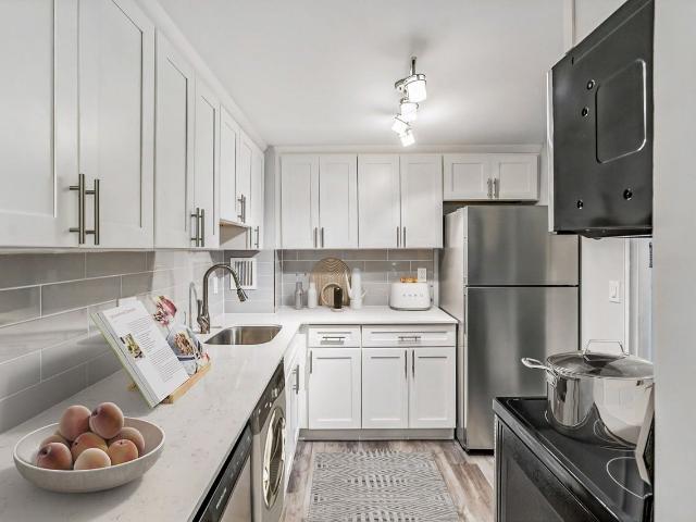 The Venue Phase 2 Apartment Homes 3 Bedroom Apartment for Rent at 2500 East Ave, Rochester, NY 14610