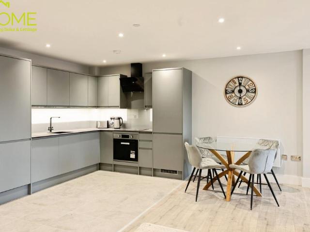 The Vera Mitchell Building, 54. 1 bed flat to rent £1,195 pcm £276 pw
