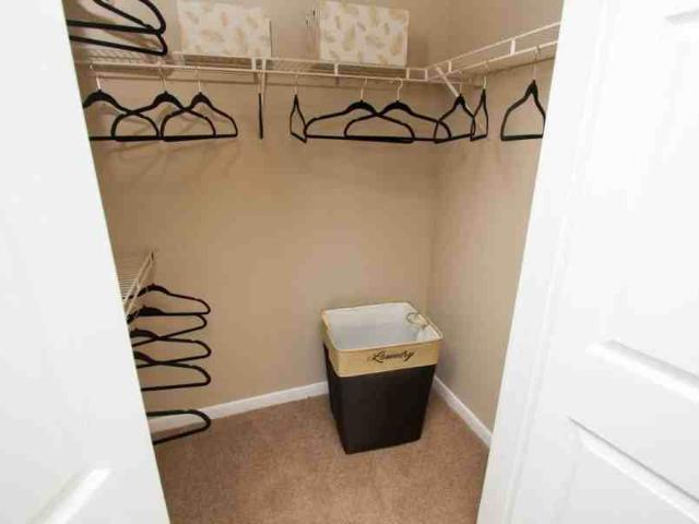 The Veranda 3 Bedroom Apartment for Rent at 3700 9th Avenue North, Texas City, TX 77590