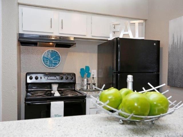 The Veranda Apartments 1 Bedroom Apartment for Rent at 6433 S Staples St, Corpus Christi, TX 78413 South Side