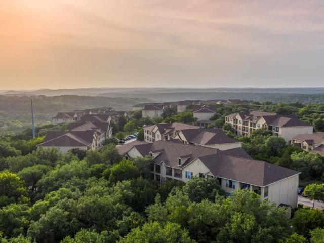 The Verandah 3 Bedroom Apartment for Rent at 8600 N Fm 620 Rd, Austin, TX 78726