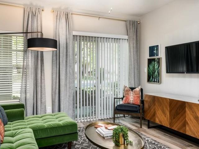 The Verandas at Lake Norman Apartments 3 Bedroom Apartment for Rent at 18510 The Commons Blvd, Cornelius, NC 28031