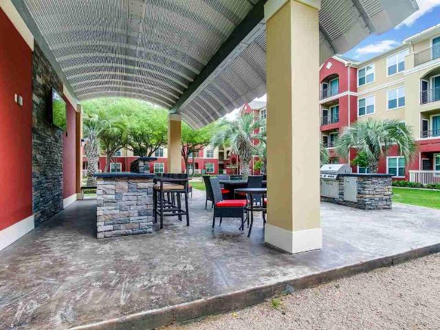 The Viv on West Dallas 3 Bedroom Apartment for Rent at 2210 W Dallas St, Houston, TX 77019 Neartown Montrose