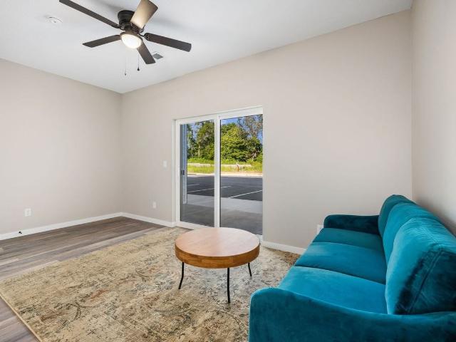 The Vibe Crossing 1 Bedroom Apartment for Rent at 3861 W University St, Springfield, MO 65807