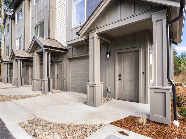 The Vicara Apartments & Townhomes 3 Bedroom Apartment for Rent at 3539 Landview Dr Se, Olympia, WA 98501
