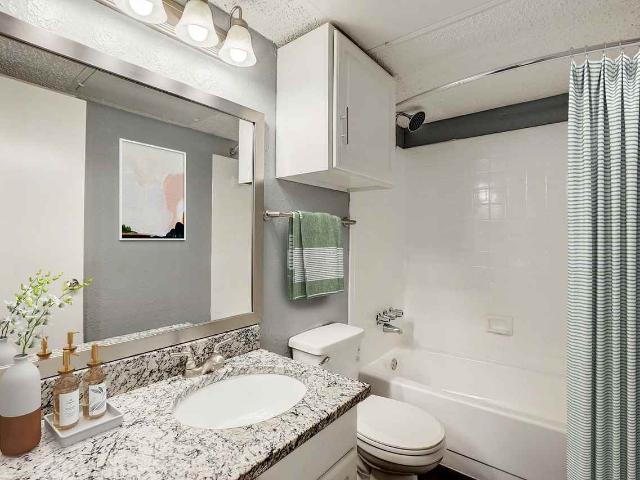 The View at Lake Highlands 2 Bedroom Apartment for Rent at 9855 Shadow Way, Dallas, TX 75243