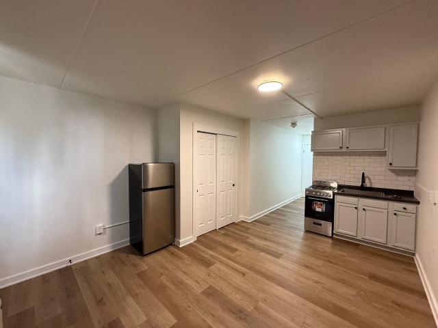 The View on Douglas 1 Bedroom Apartment for Rent at 5626 Douglas Ave, Des Moines, IA 50310 Merle Hay