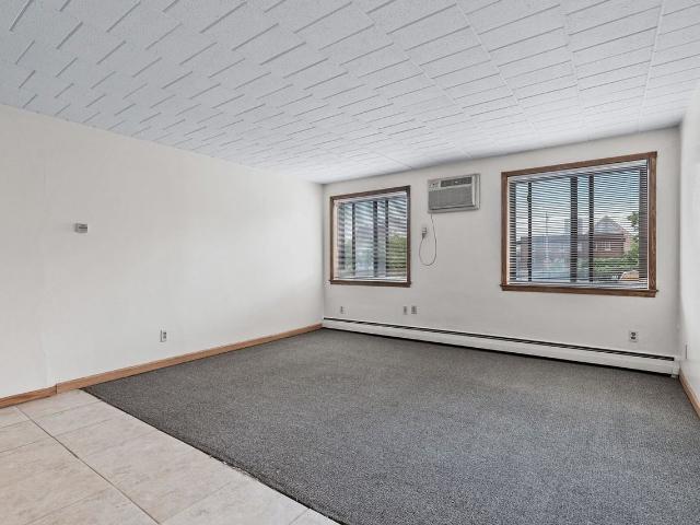 The Villa Apartments Studio Apartment for Rent at 1111 S 7th St, Minneapolis, MN 55415 Elliot Park