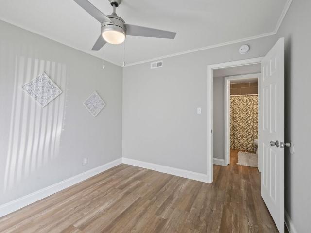 The Village at Brookside 3 Bedroom Apartment for Rent at 1404 E 41st St, Tulsa, OK 74105